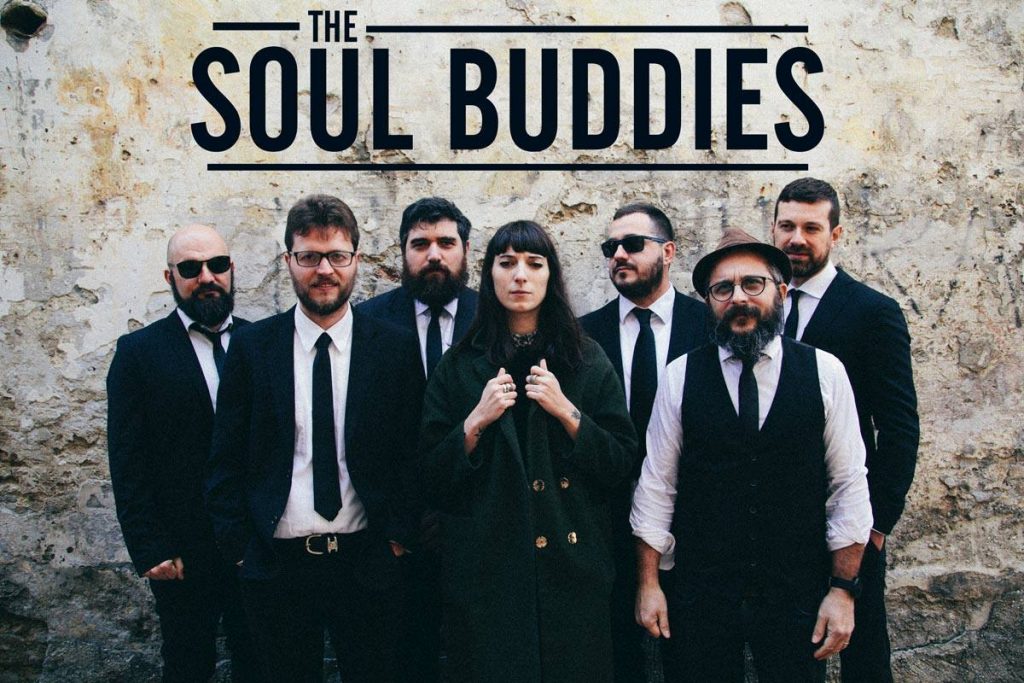 La band The Soul Buddies sul palco dell'Auditorium del Parco dell ...