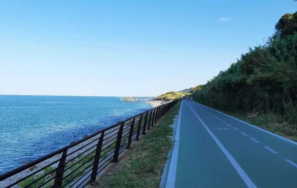 La Costa dei Trabocchi si scopre pedalando: gli appuntamenti della "E ...