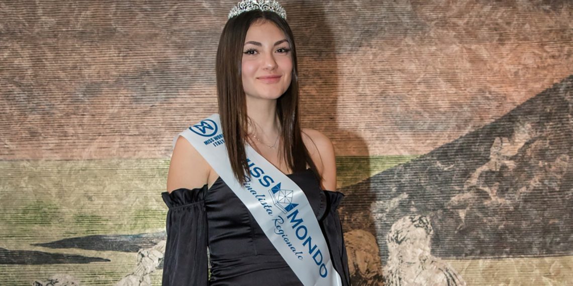 Eletta l'ultima miss mondo dell'anno 2022 in Abruzzo: è la 17enne ...