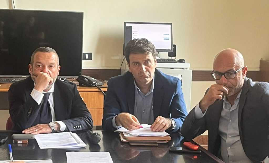 Nuova sede Regione Abruzzo sulle aree di risulta, Sospiri: opera da 52 ...