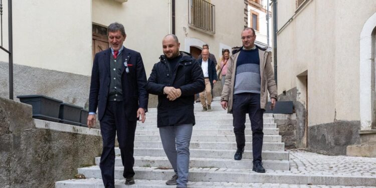Marsilio in visita istituzionale a Colledimezzo, Pietraferrazzana ...
