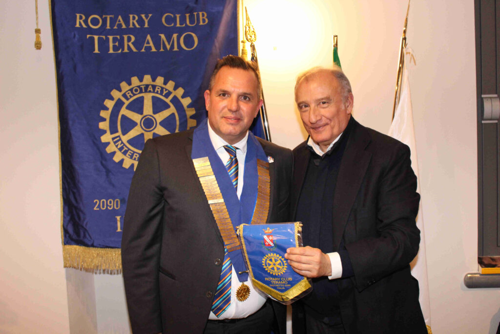 "Storia senza eroi", al Rotary club di Teramo ospite Piero Marrazzo ...